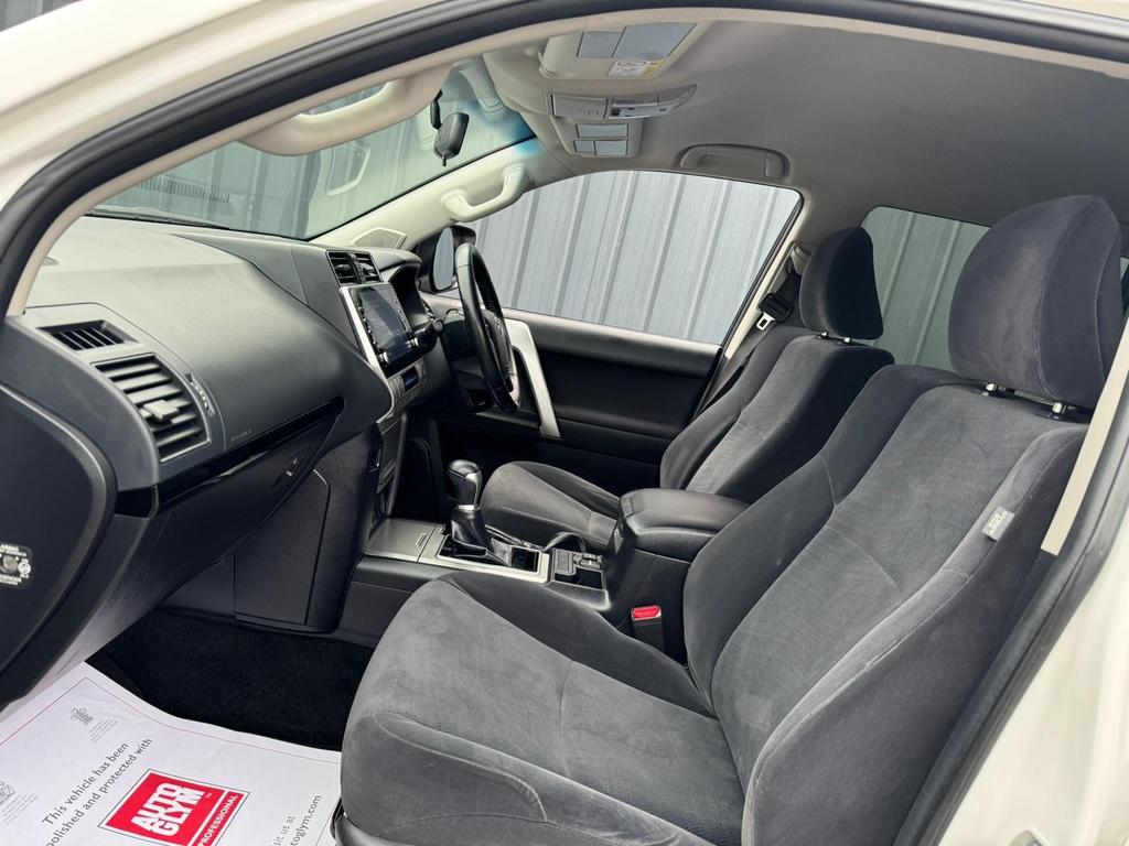 Toyota Land Cruiser 2.8D Active Auto 4WD Euro 6 (s/s) 5dr - BV SONAUTO